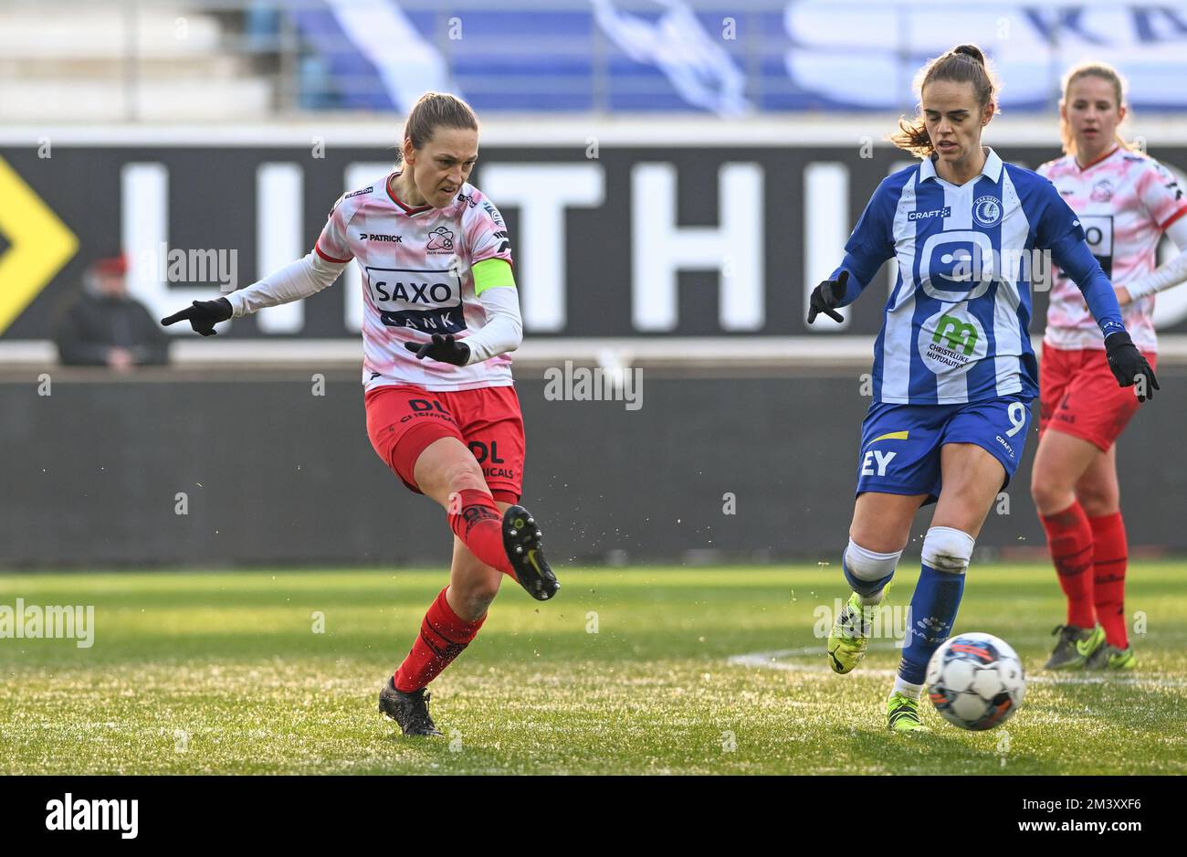 Gent, Belgium. 17th Dec, 2022. Pauline Windels (5) of Zulte-Waregem ...