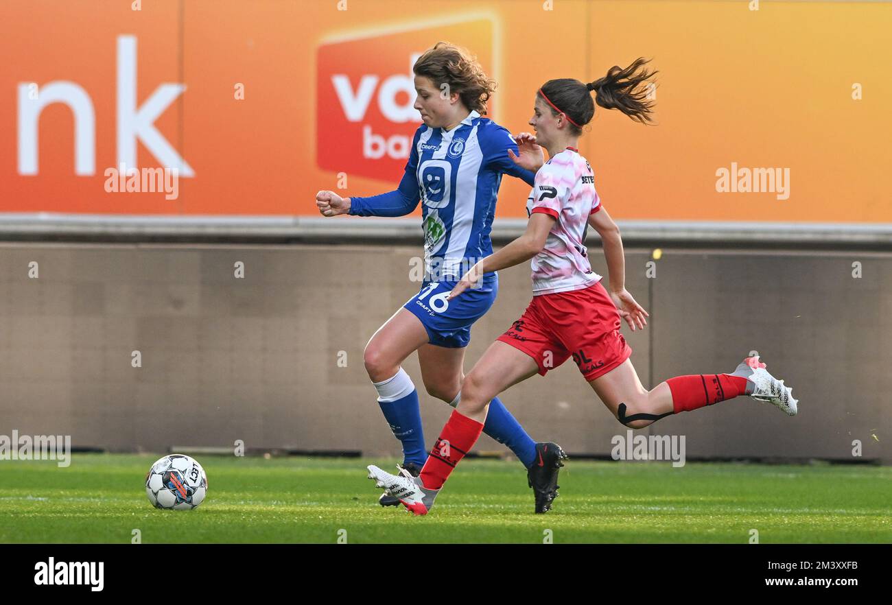 Gent, Belgium. 17th Dec, 2022. Fleur Van Daele (16) of Gent pictured ...