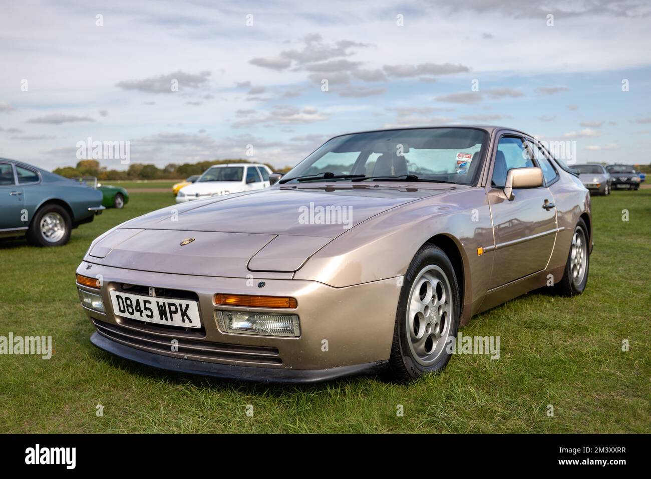 Porsche 944 1982 hi-res stock photography and images - Alamy