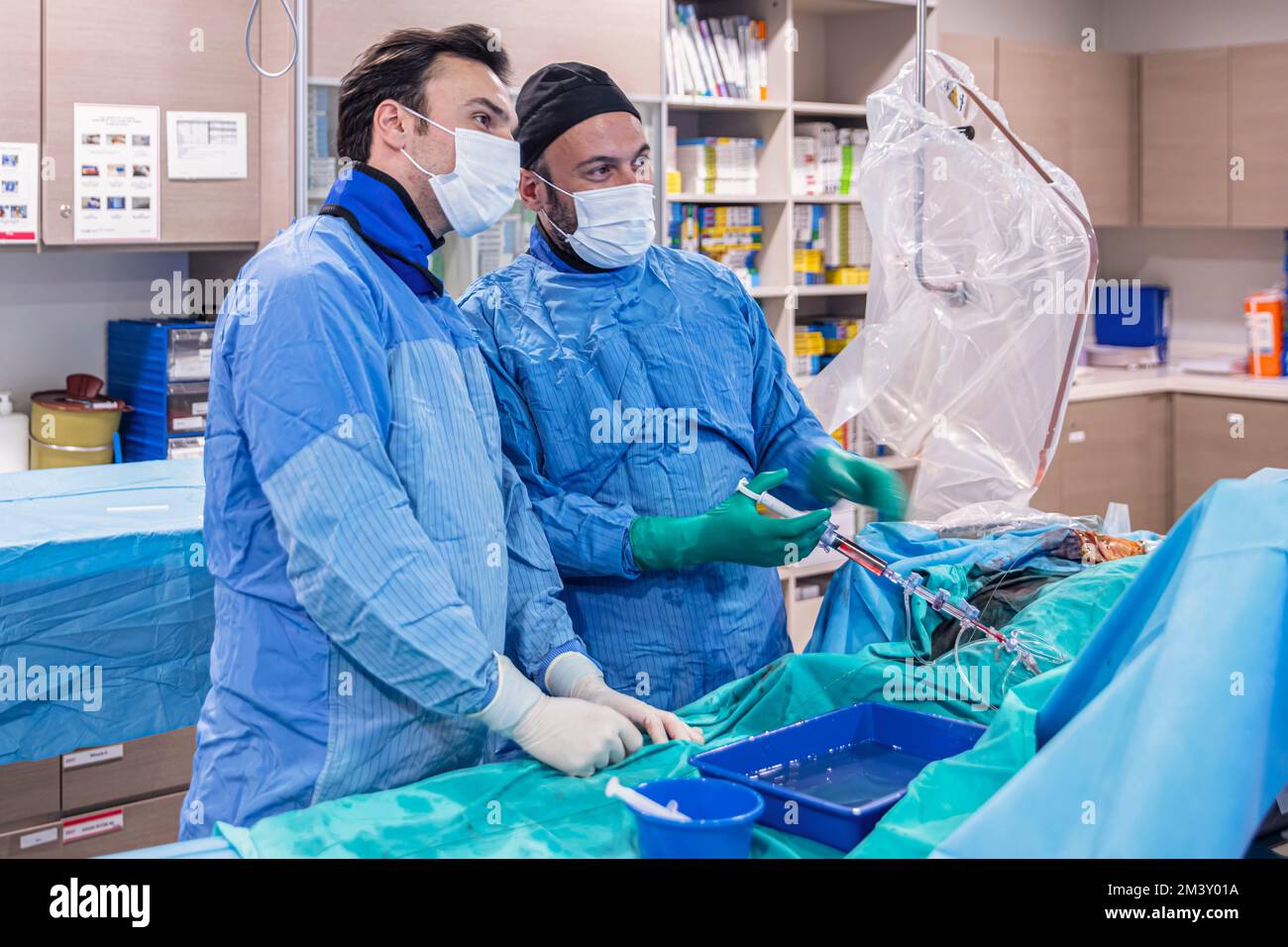 Open heart surgery icon hi-res stock photography and images - Alamy