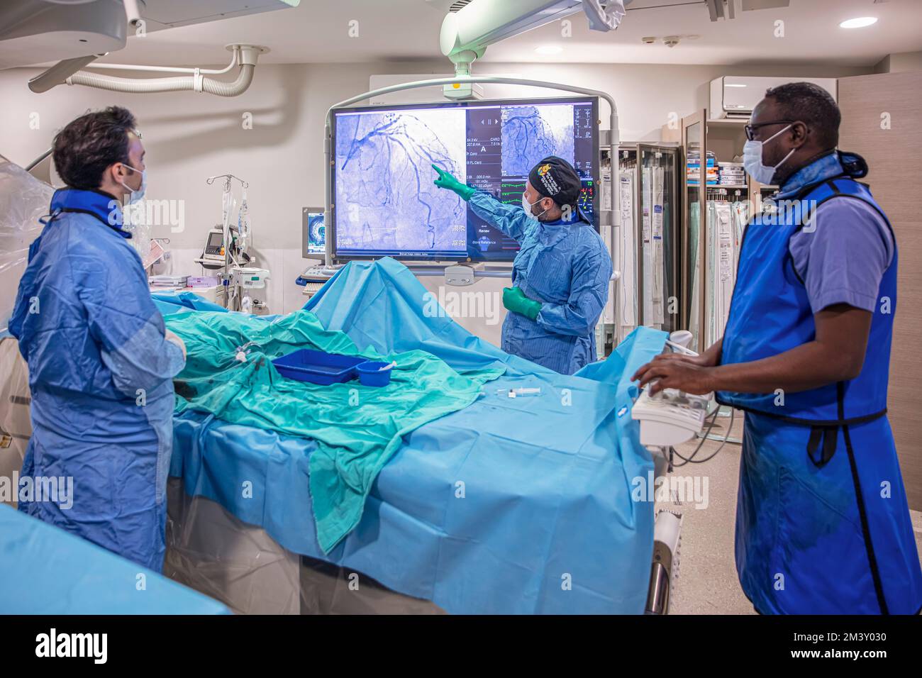 Open heart surgery icon hi-res stock photography and images - Alamy