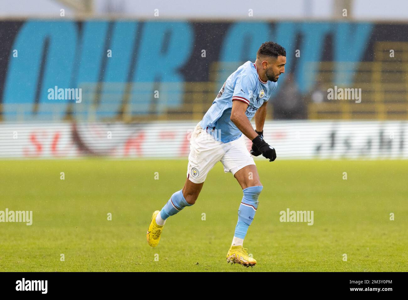 Manchester city riyad mahrez 2022 hi-res stock photography and images ...