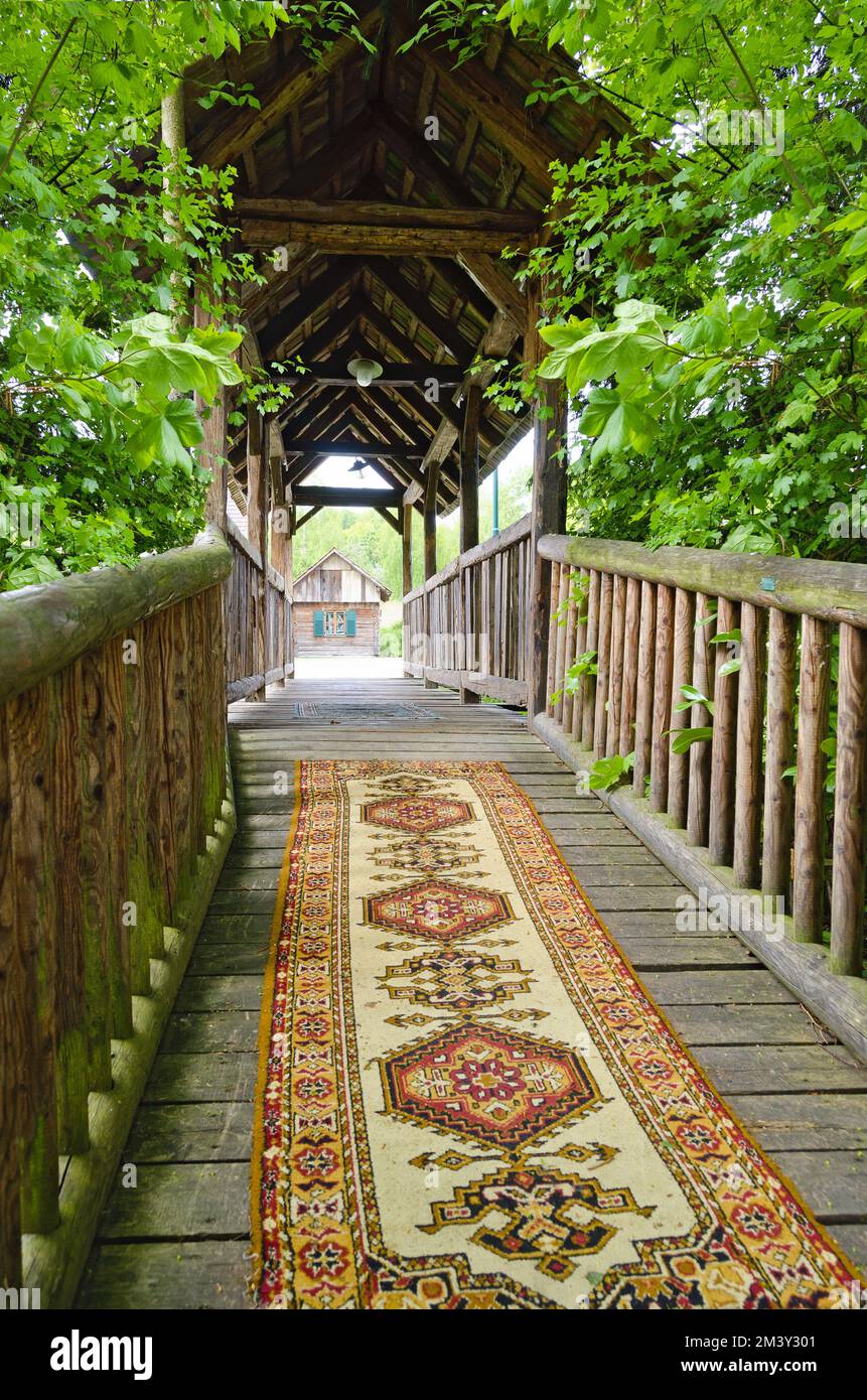 Roofing carpet hi-res stock photography and images - Alamy