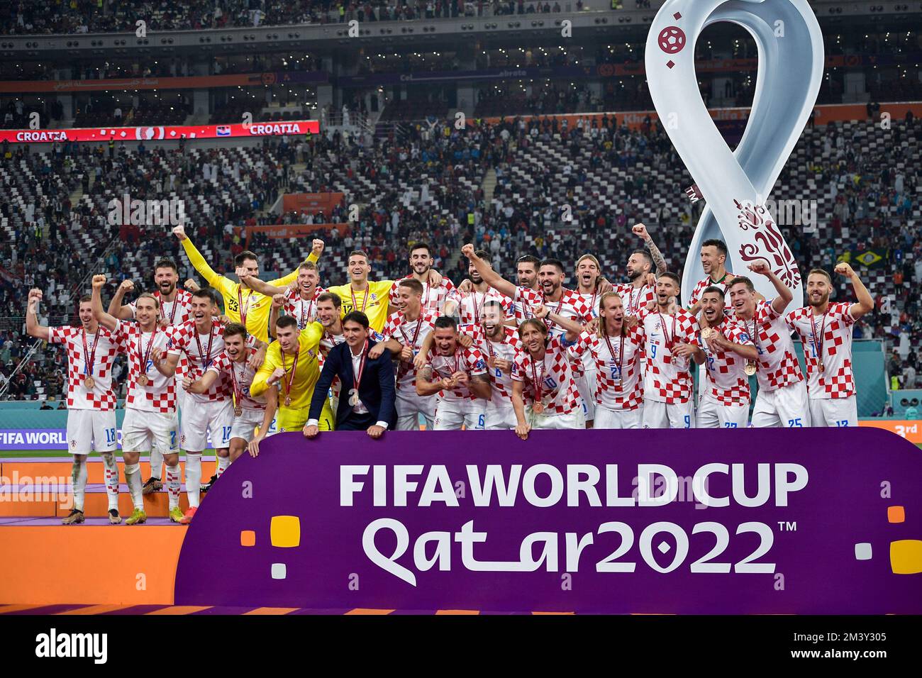 DOHA, QATAR - DECEMBER 17: Dominik Livakovic of Croatia, Josip Stanisic ...