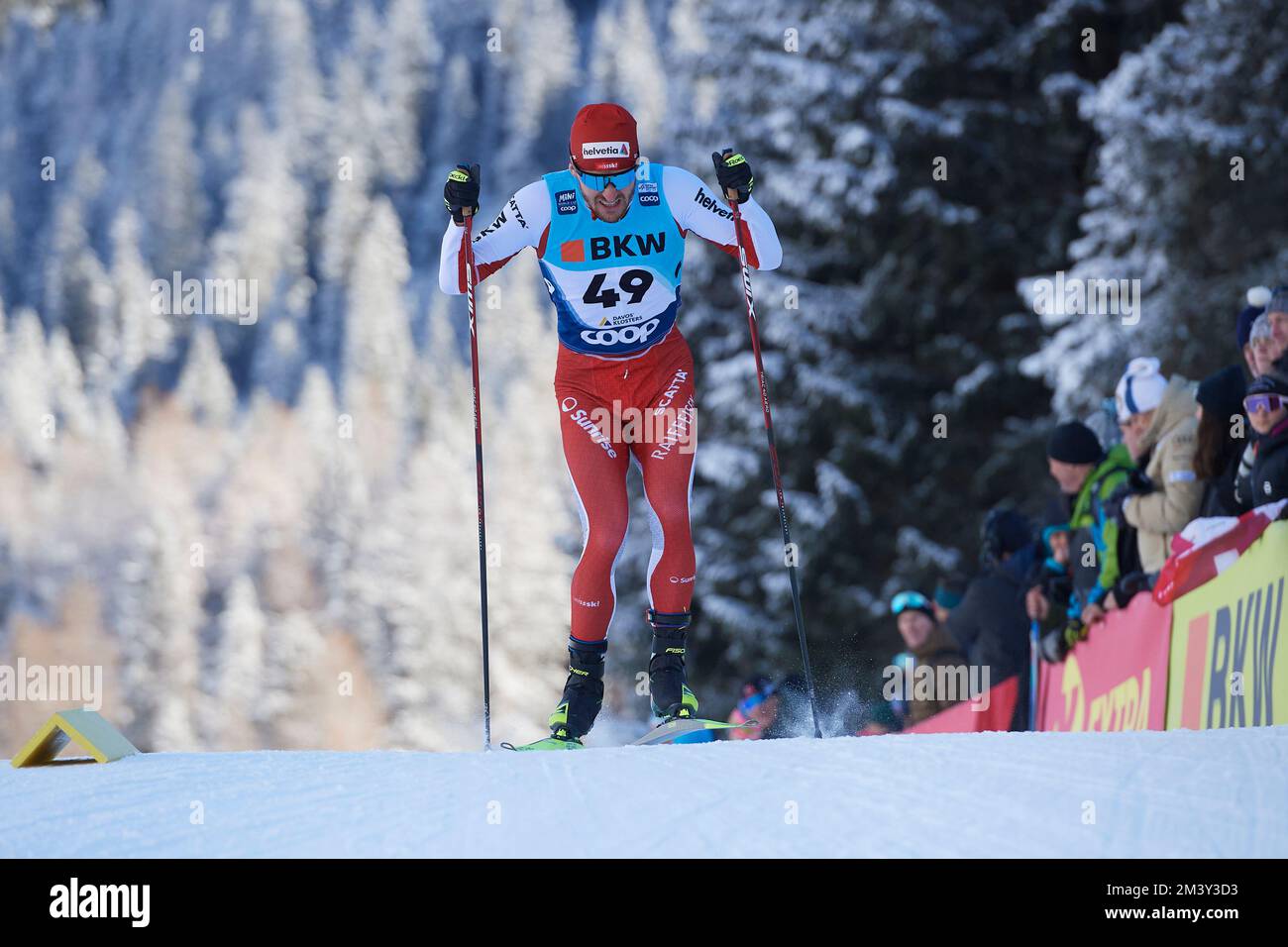 Davos, Schweiz, 17. Dezember 2022. Roman Furger beim Sprint Rennen am ...