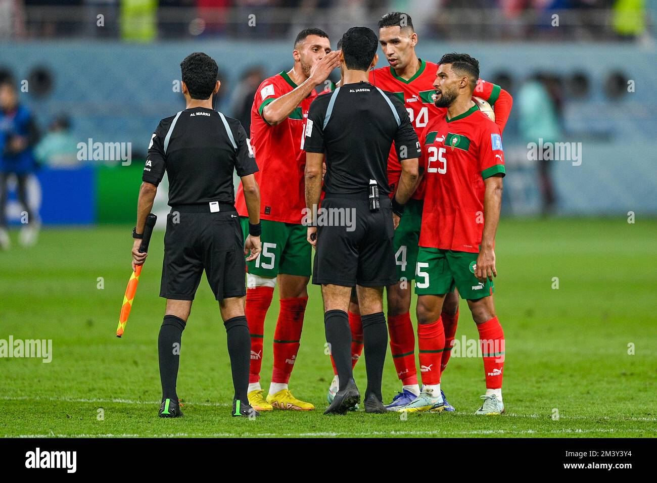 DOHA, QATAR - DECEMBER 17: Selim Amallah of Morocco, Badr Benoun of ...