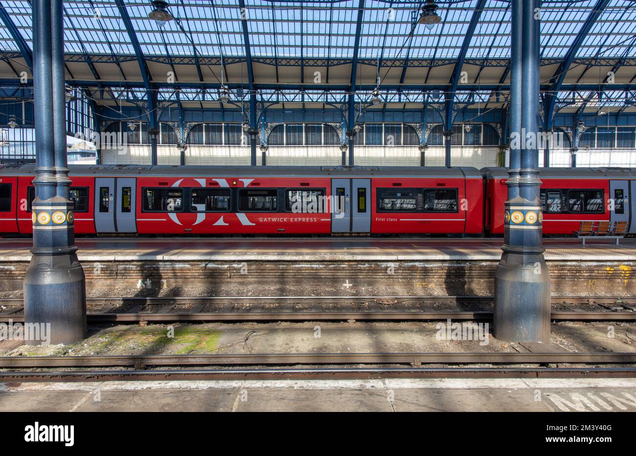 The Gatwick Express train at the railway station Stock Photo - Alamy