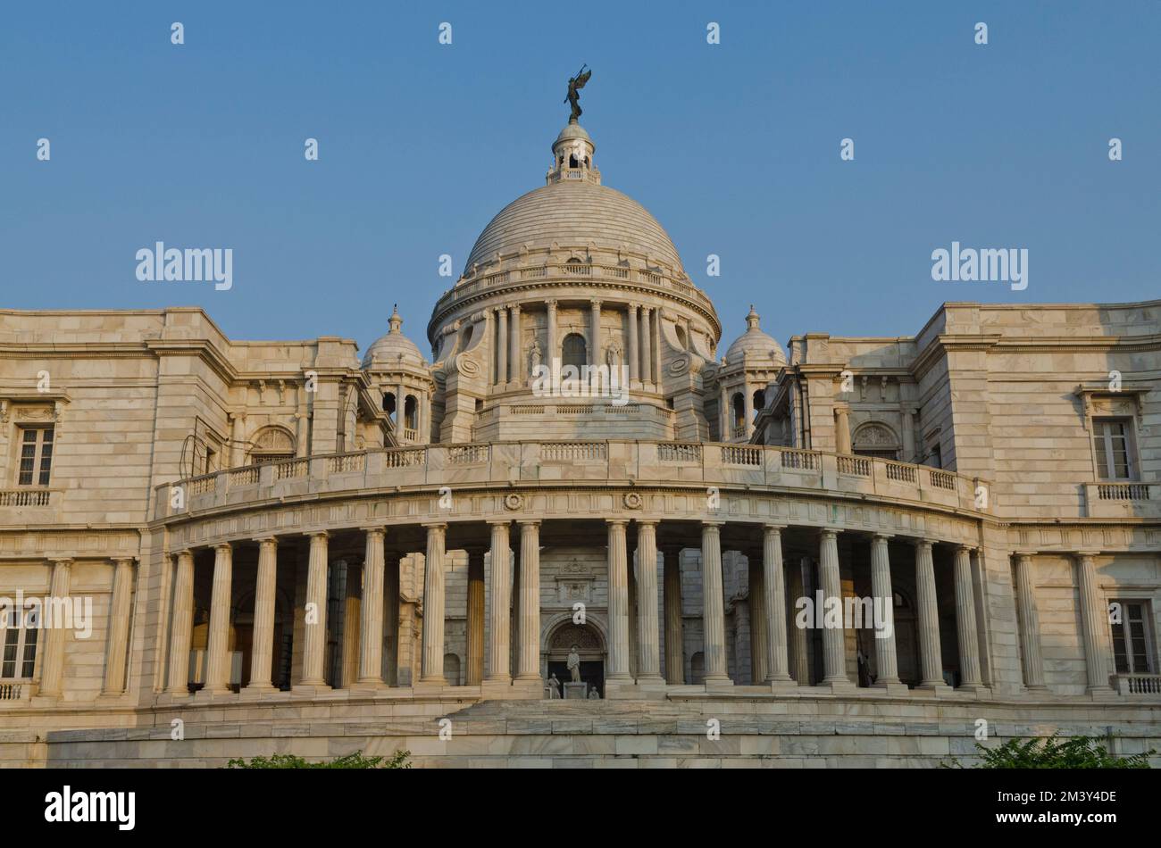 Today the Victoria Memorial in Kolkata, inaugurated in 1921, is a ...