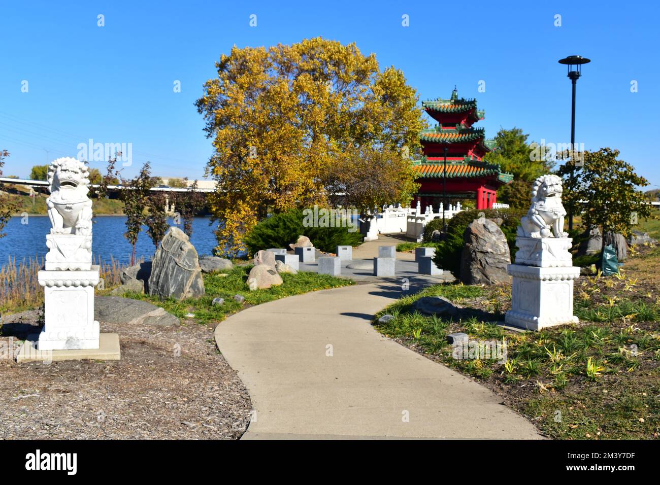 Robert D. Ray Asian Garden Des Moines Stock Photo - Alamy