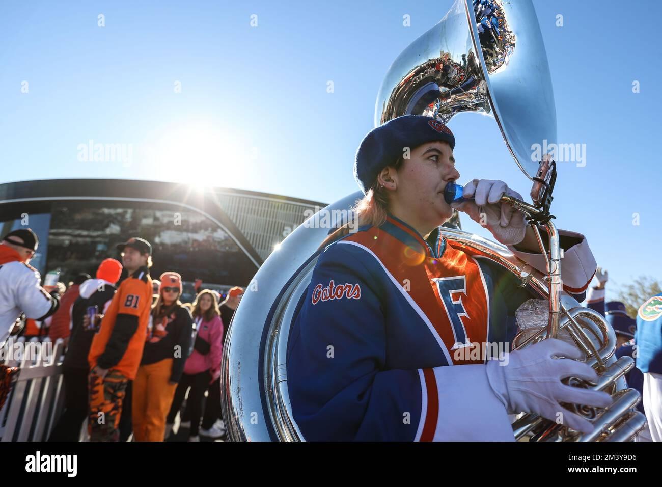 Las Vegas, NV, USA. 17th Dec, 2022. The Florida Gators marching band ...