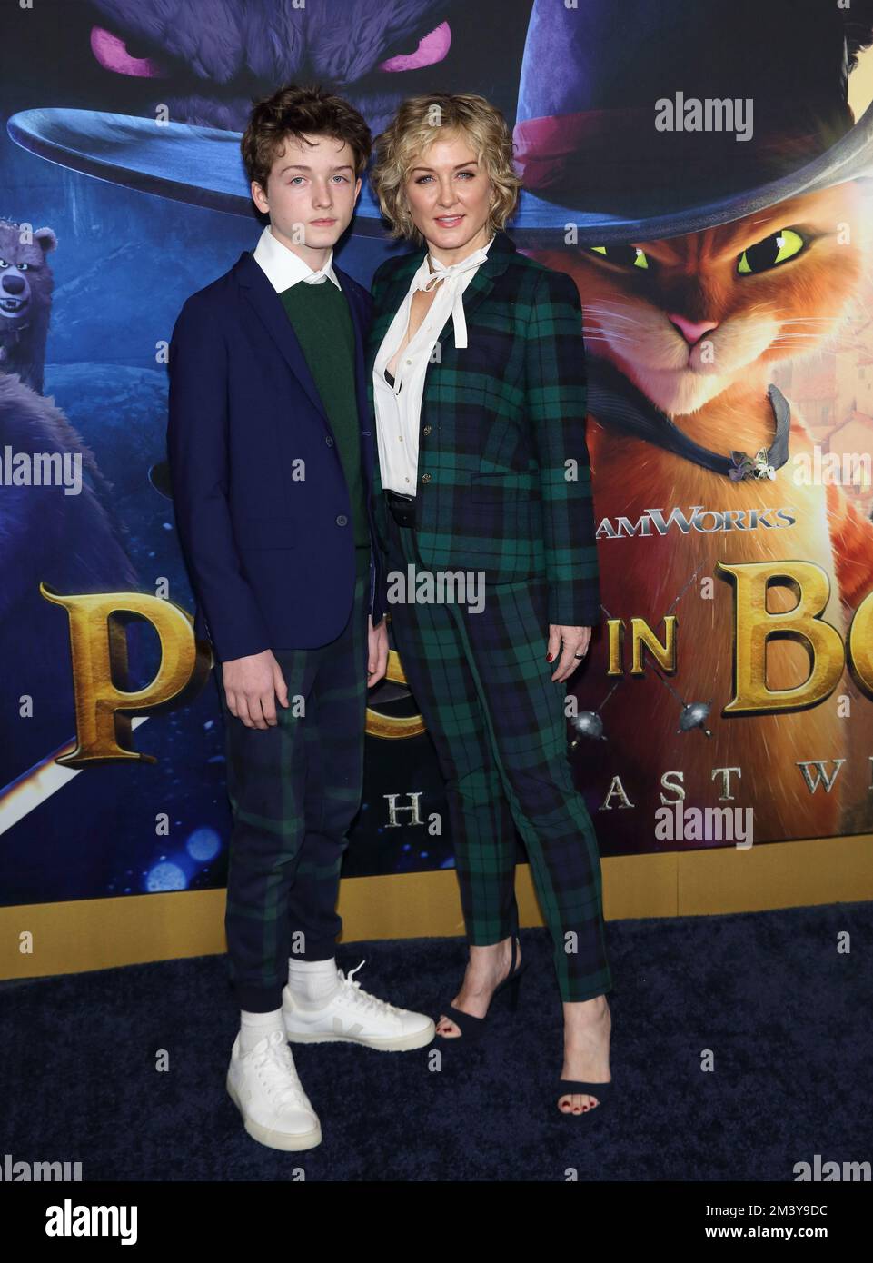 13 December 2022 - New York, New York - Amy Carlson and guest. “Puss In ...