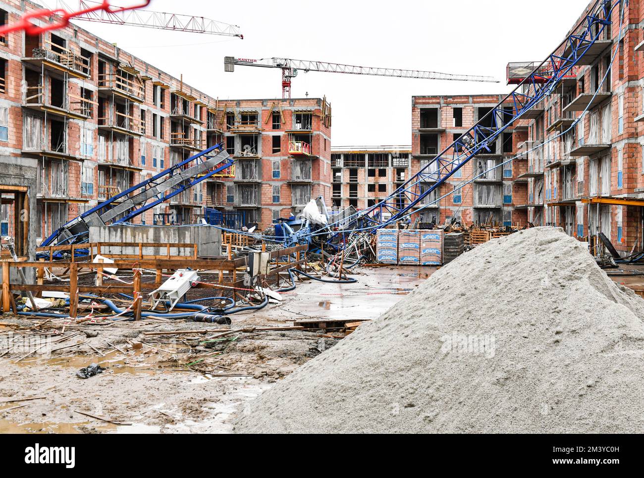 Broken crane seen at the scene of the accident. The tragic accident ...