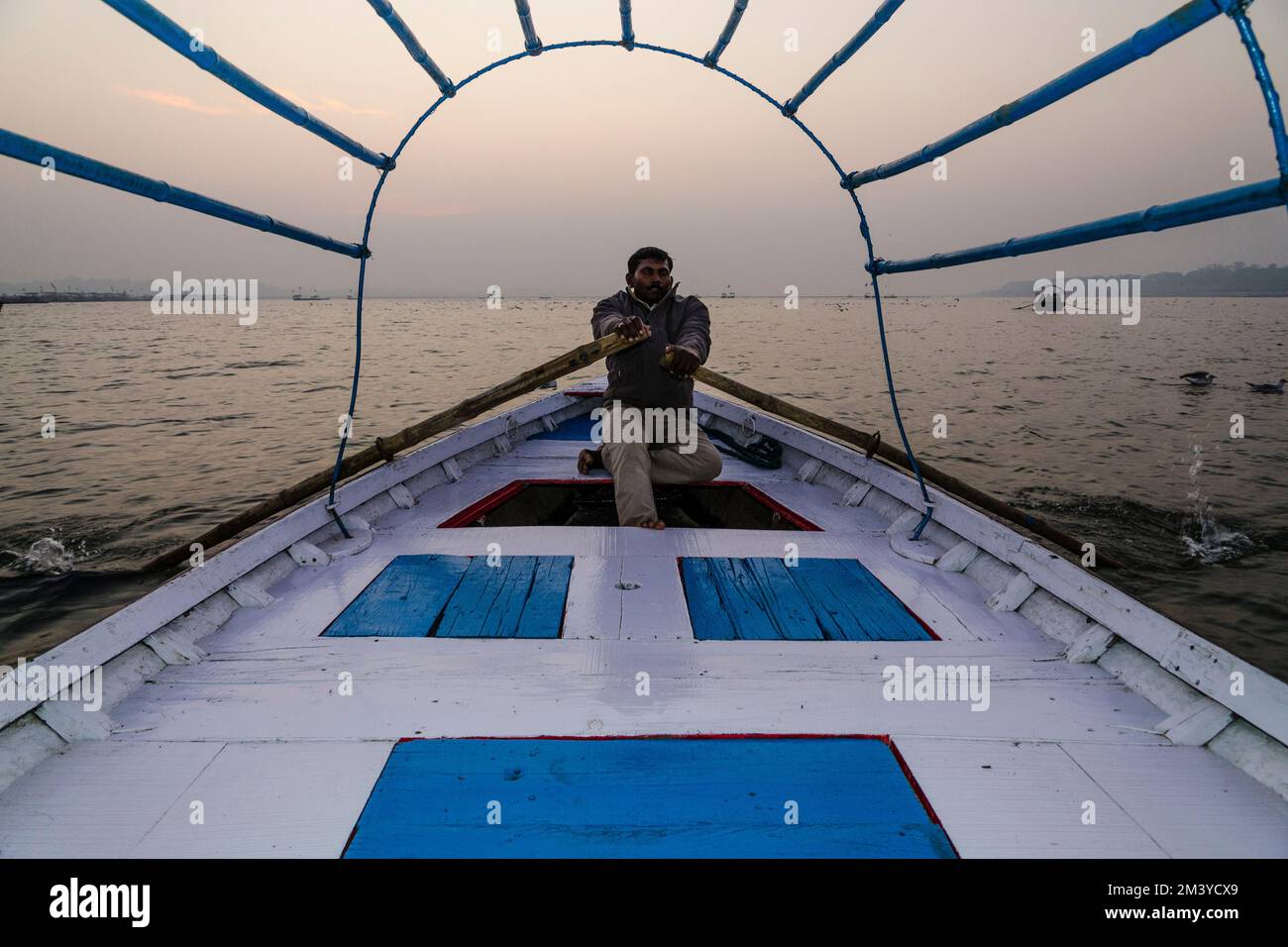 Boats with without pilgrims at Sangam, the confluence of the holy ...