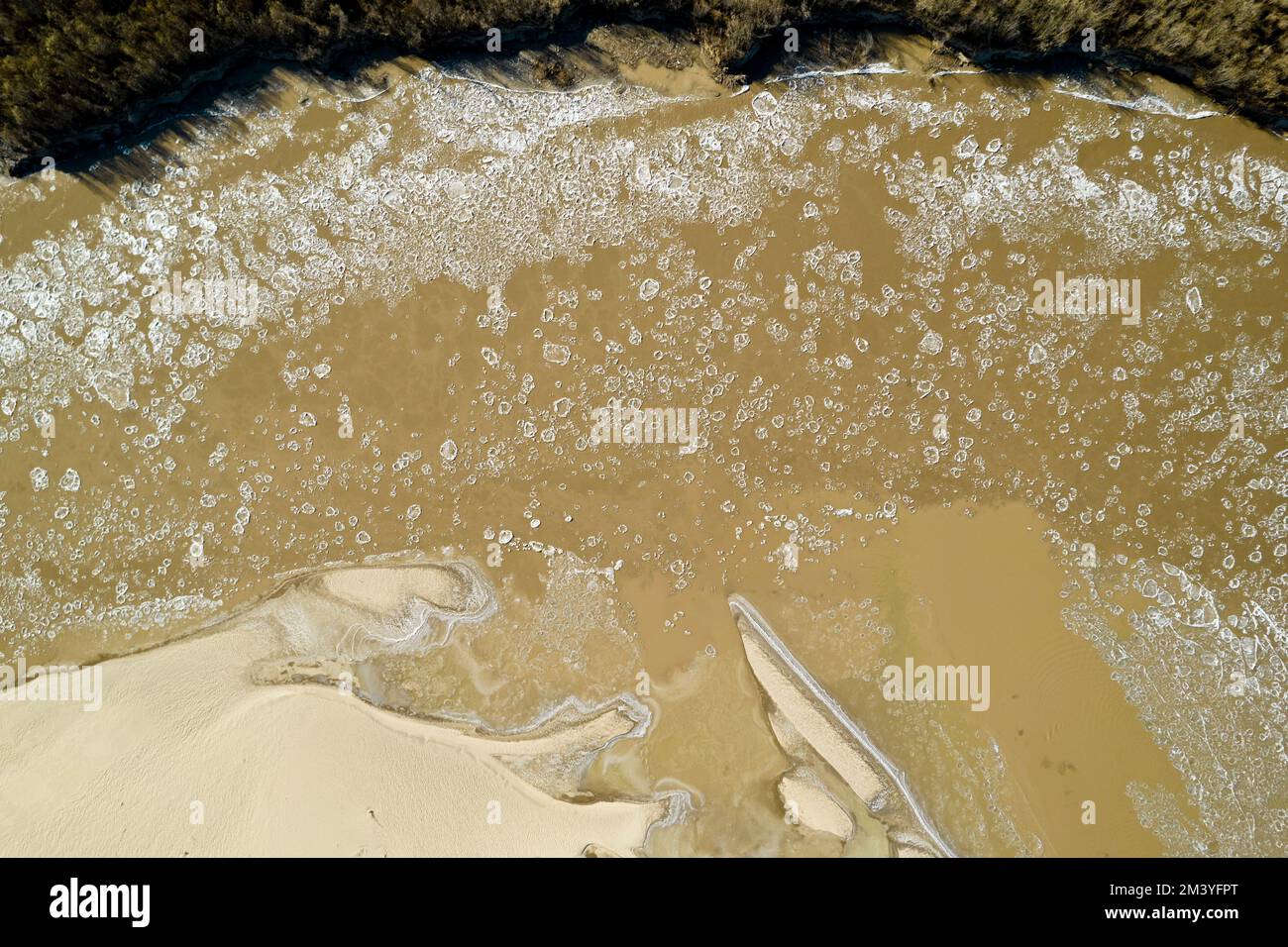 YUNCHENG, CHINA - DECEMBER 17, 2022 - Aerial photo shows ice flowing at ...