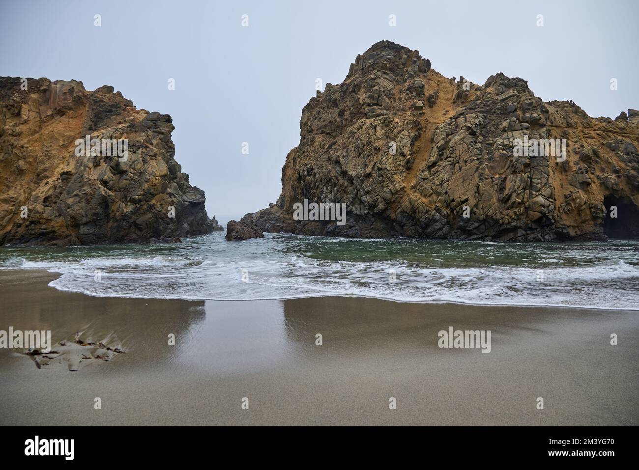 the Pfeiffer Beach with large boulders Stock Photo - Alamy