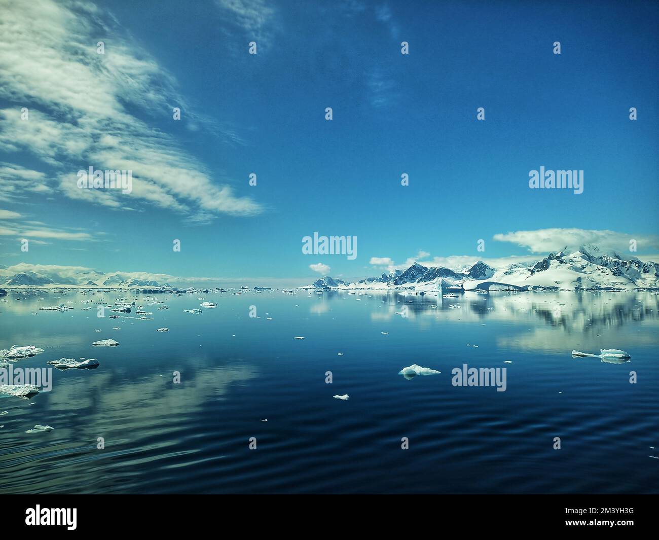 antarctica,antartica,antarctica landscape,nature,ice filled mountains ...