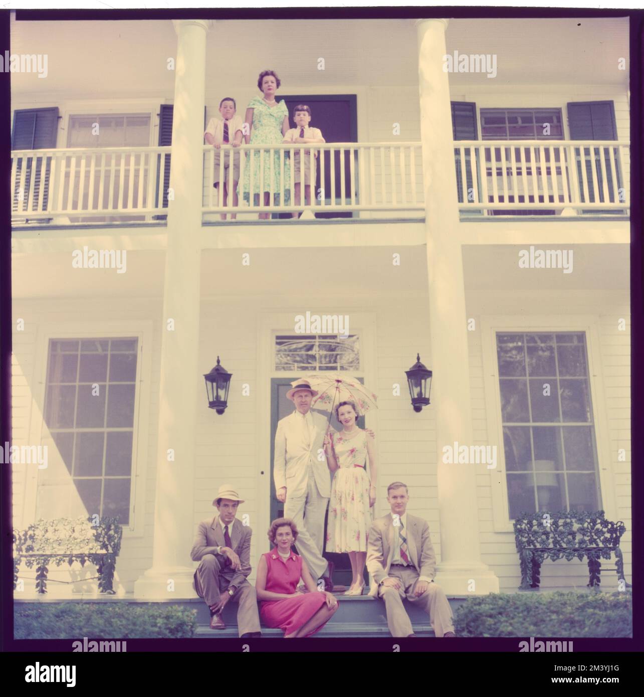 The Pell family, Toni Frissell, Antoinette Frissell Bacon, Antoinette ...
