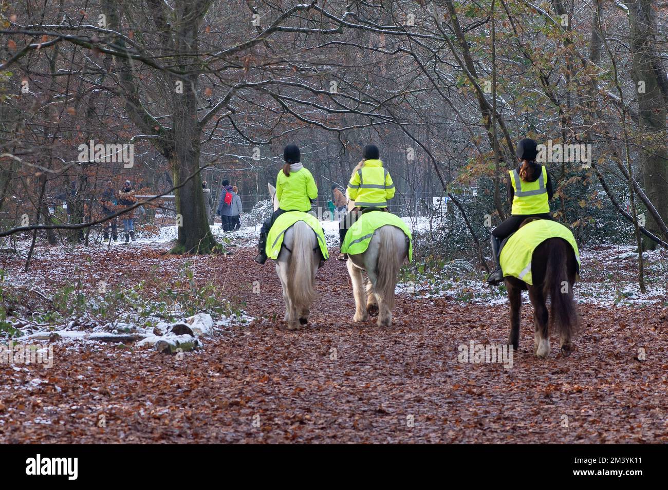 Farnham Common, Buckinghamshire, UK. 17th December, 2022. Horse riders ...