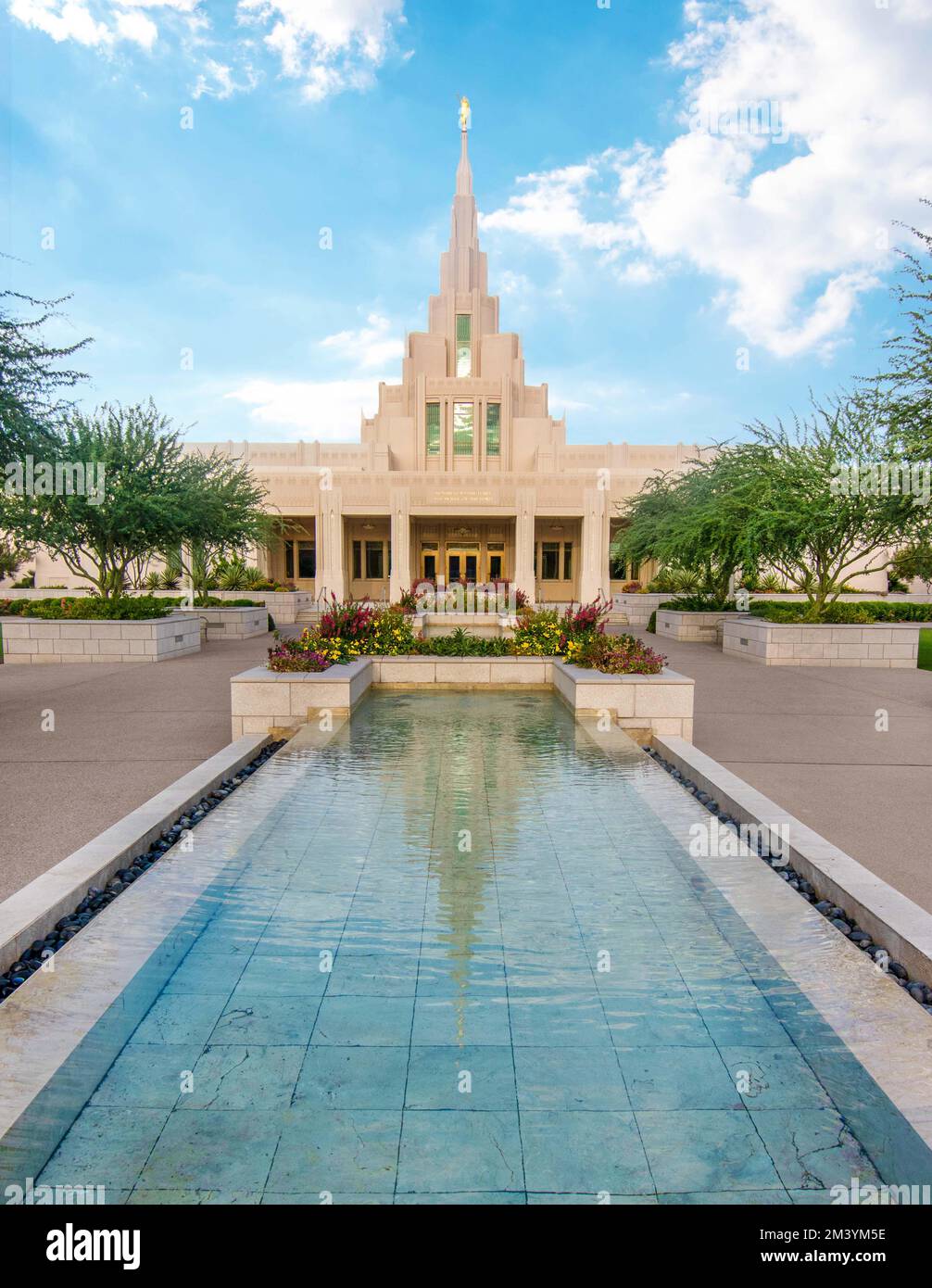 Phoenix lds temple Stock Photo - Alamy