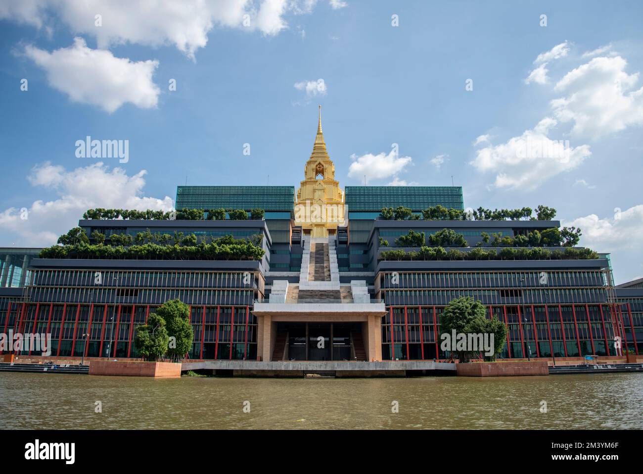 The Sappaya-Sapasathan, the new parliament house of Thailand at the ...