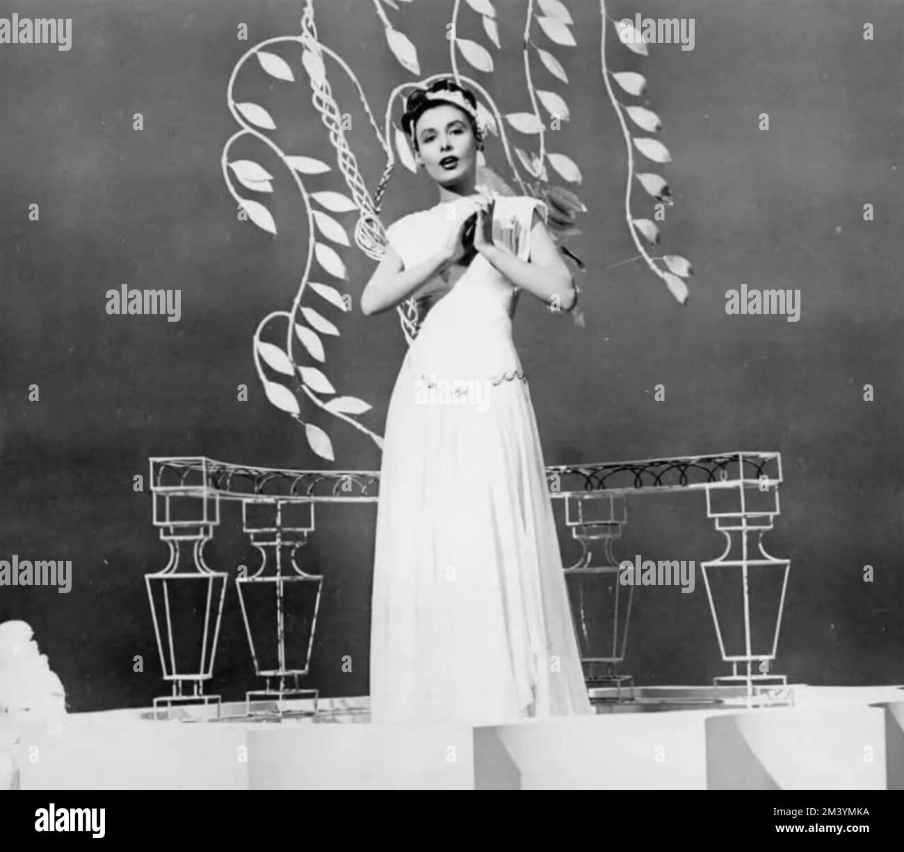 TILL THE CLOUDS ROLL BY 1946 MGM film musical with Lena Horne Stock ...