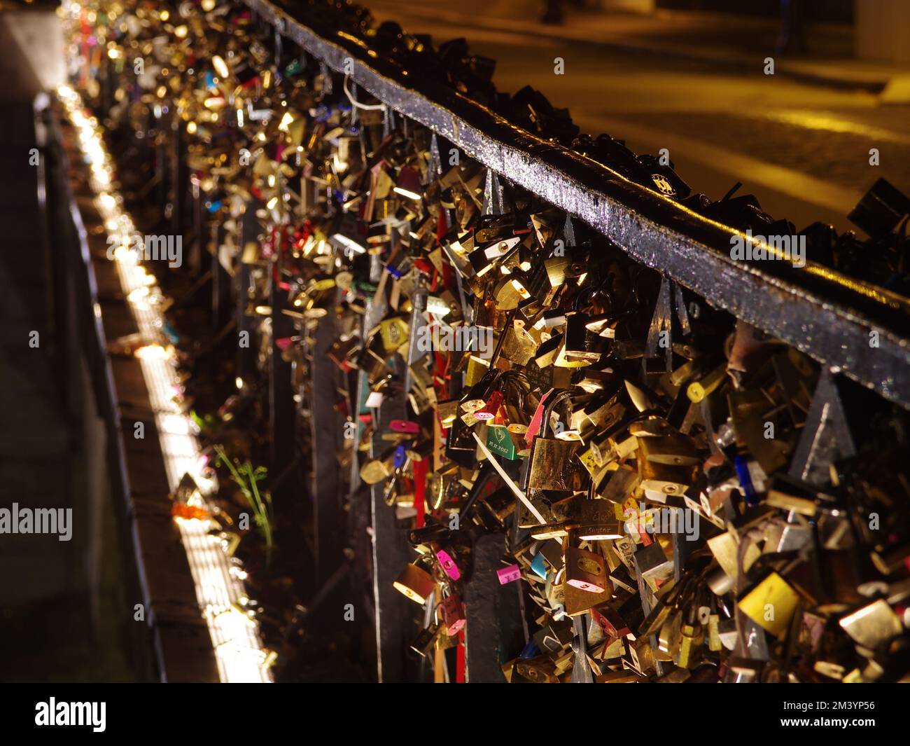 Love locks hanging on a railing hi-res stock photography and images - Alamy