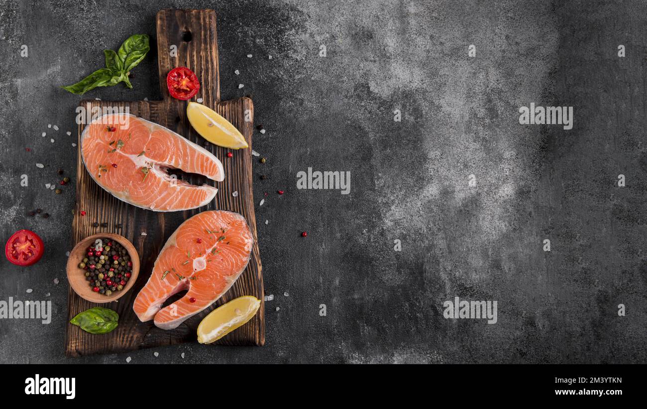 Delicious fresh salmon fish Stock Photo - Alamy