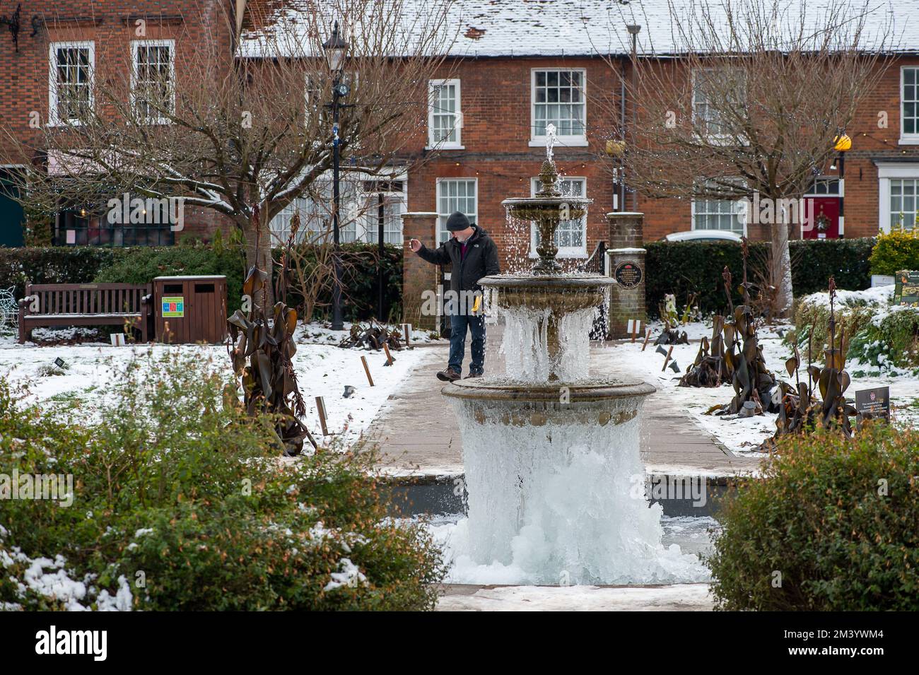Old amersham memorial gardens hi-res stock photography and images - Alamy