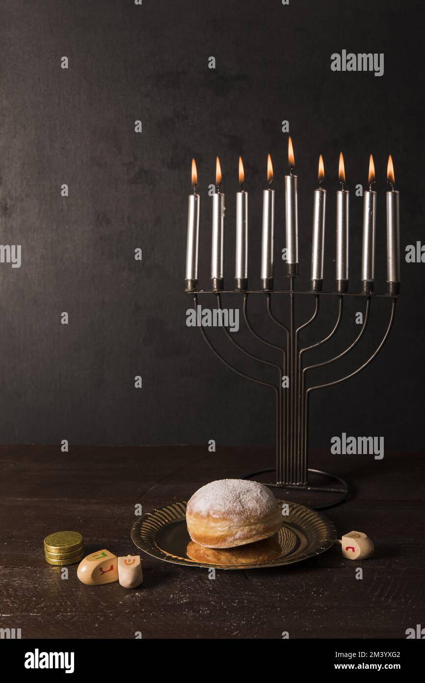 Hanukkah symbols table Stock Photo - Alamy