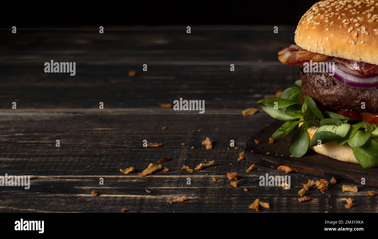 High angle burger table Stock Photo - Alamy