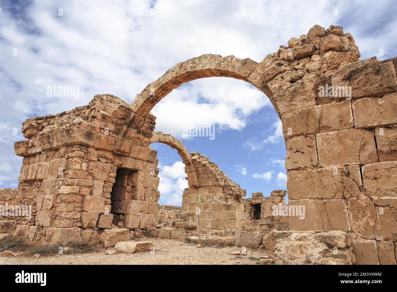 Saranda kolones ruins pafos hi-res stock photography and images - Alamy