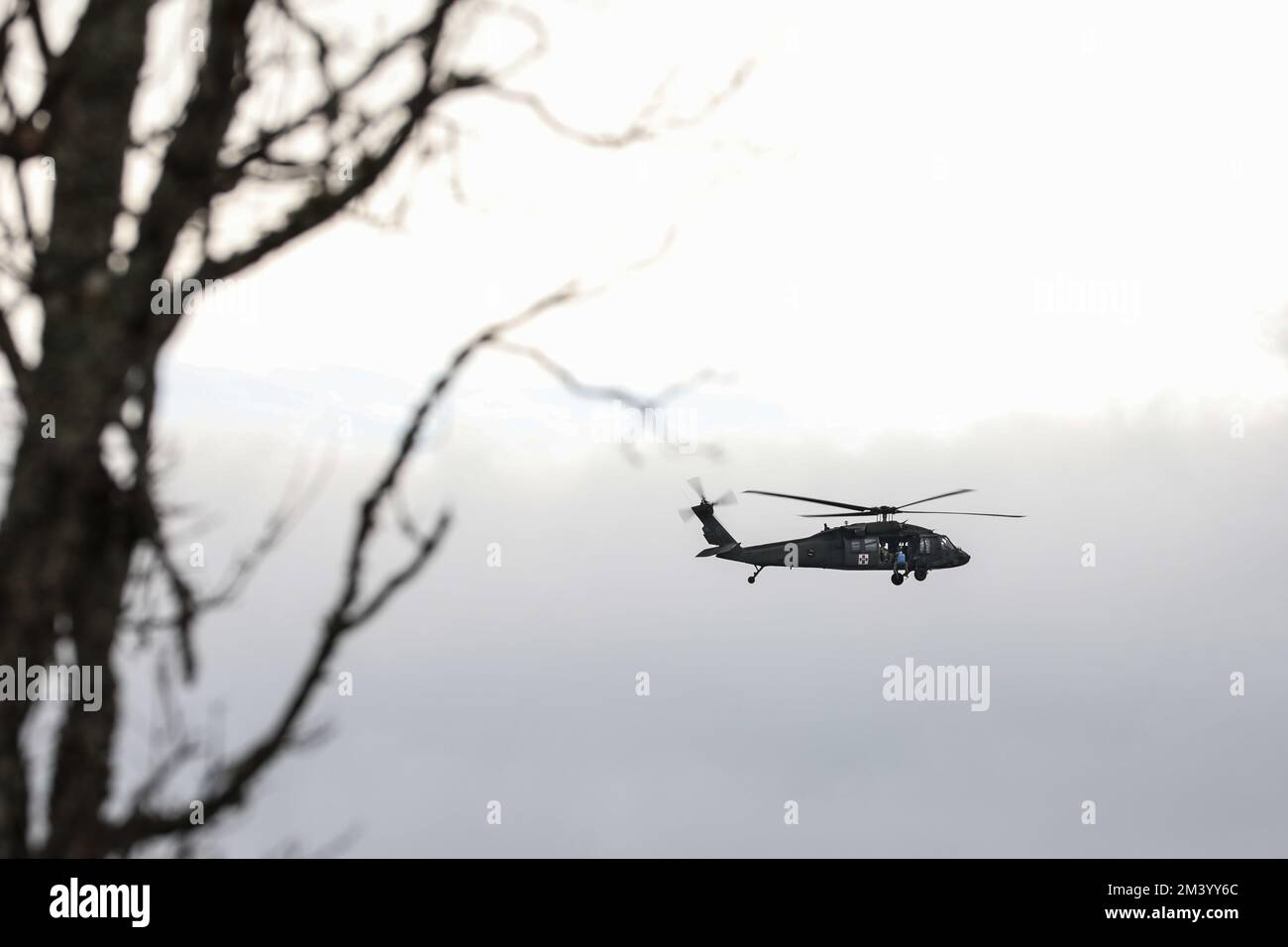 U.S. Army National Guard Soldiers and first responders-rescuers with ...