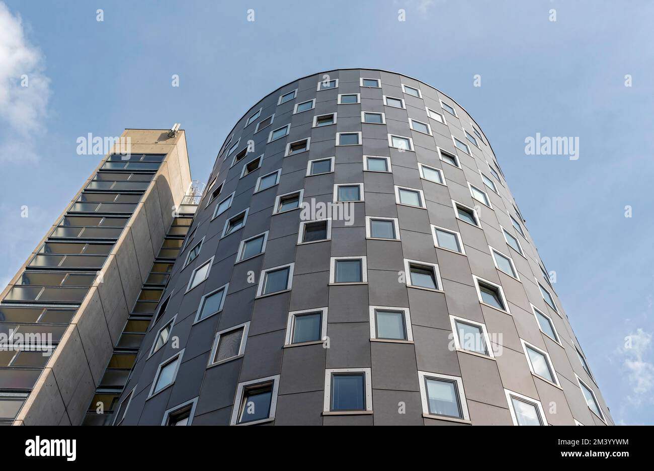 Apartment Tower Block, Wohnpark Vienna Donau City, Wien, Austria Stock ...