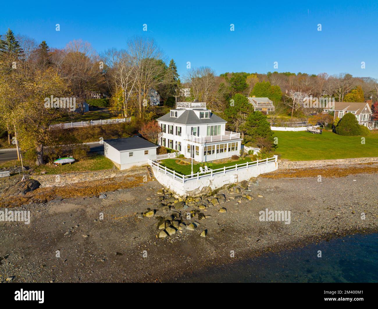 Historic building at 72 Pepperrell Road at Pepperrell Cove on ...