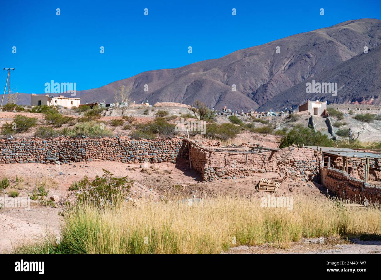 street of the Argentinian village of La Poma in the Andes Stock Photo ...