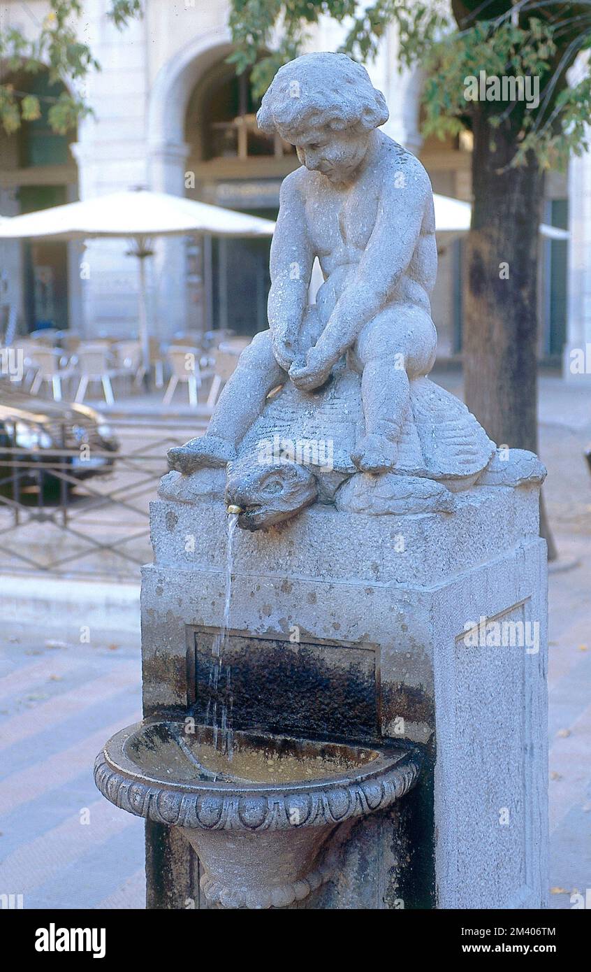 Fuente de la independencia hi-res stock photography and images - Alamy
