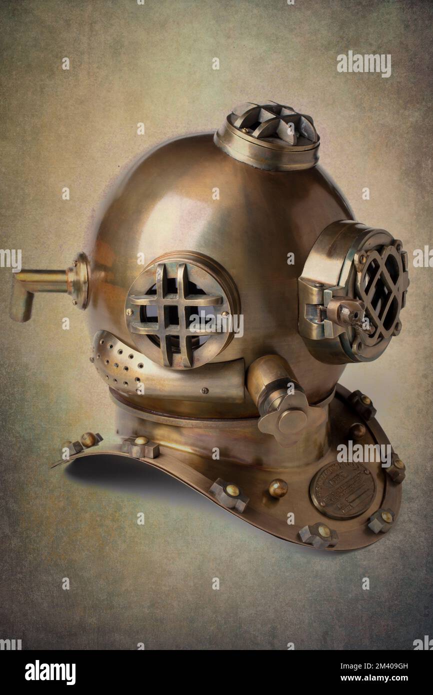 Exploring deep oceans hi-res stock photography and images - Alamy