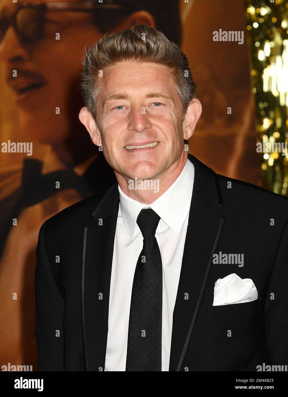 LOS ANGELES, CALIFORNIA - DECEMBER 15: Jason Nash attends the Global Premiere Screening of ...