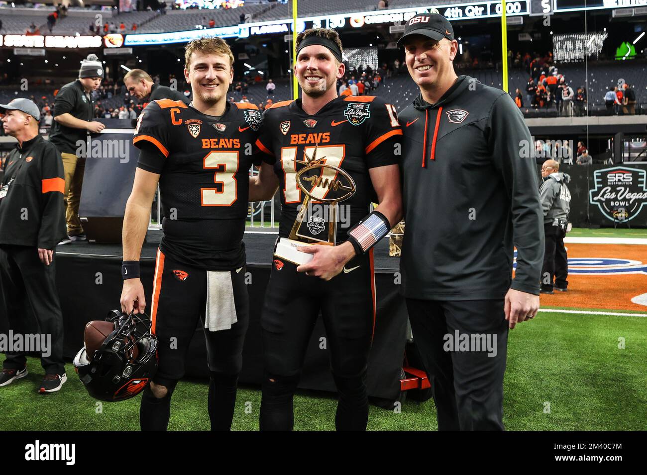 Las Vegas, NV, USA. 17th Dec, 2022. Oregon State Beavers quarterback ...