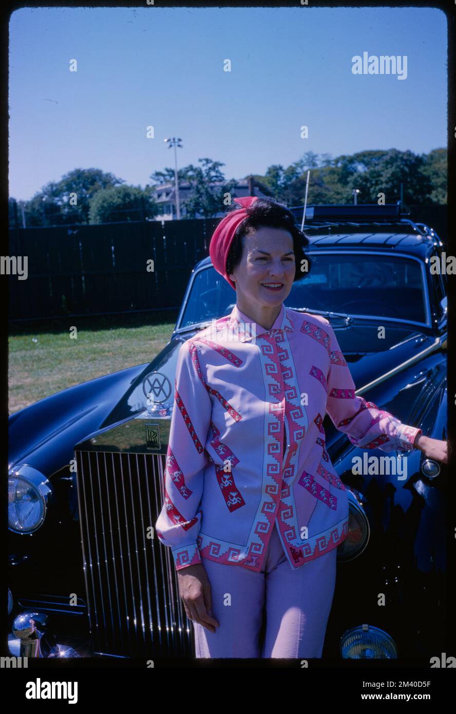 Mrs. Whitehouse with Parasol and Van Allen, Toni Frissell, Antoinette ...