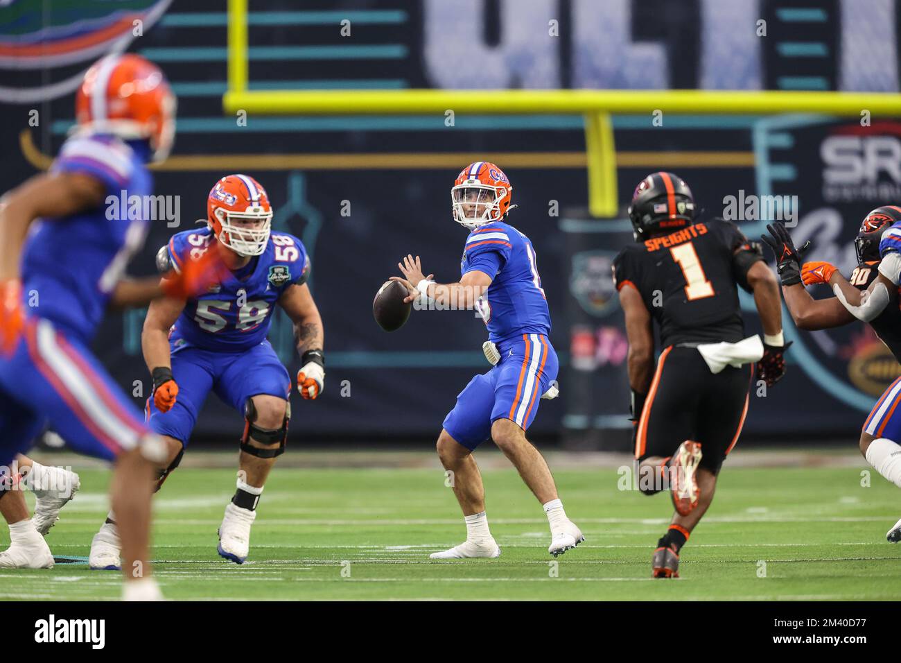 Las Vegas, NV, USA. 17th Dec, 2022. Florida Gators quarterback Jack ...
