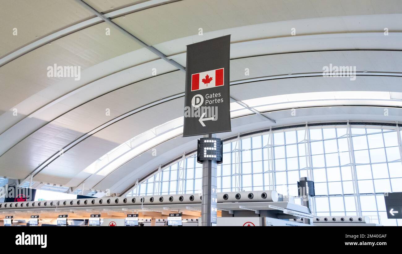 Gate D sign in Toronto Pearson International airport Stock Photo - Alamy