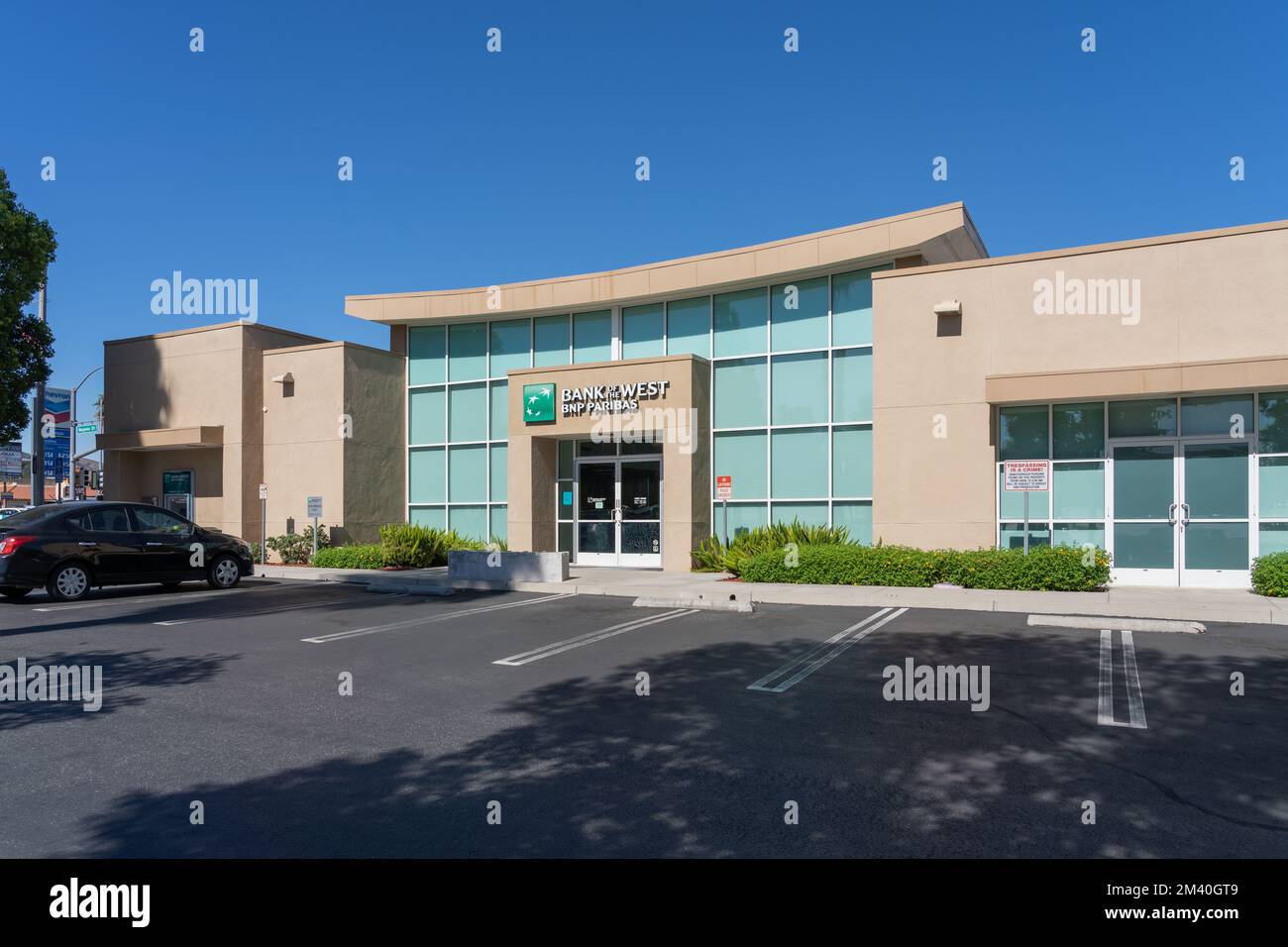 Bmo bank building hi-res stock photography and images - Alamy