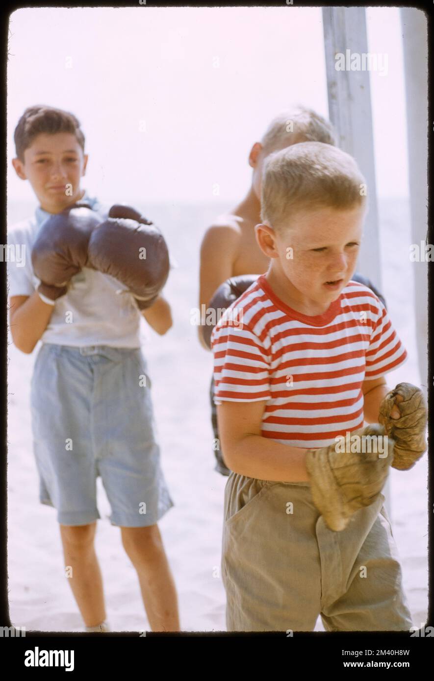 The Hamptons , Toni Frissell, Antoinette Frissell Bacon, Antoinette ...