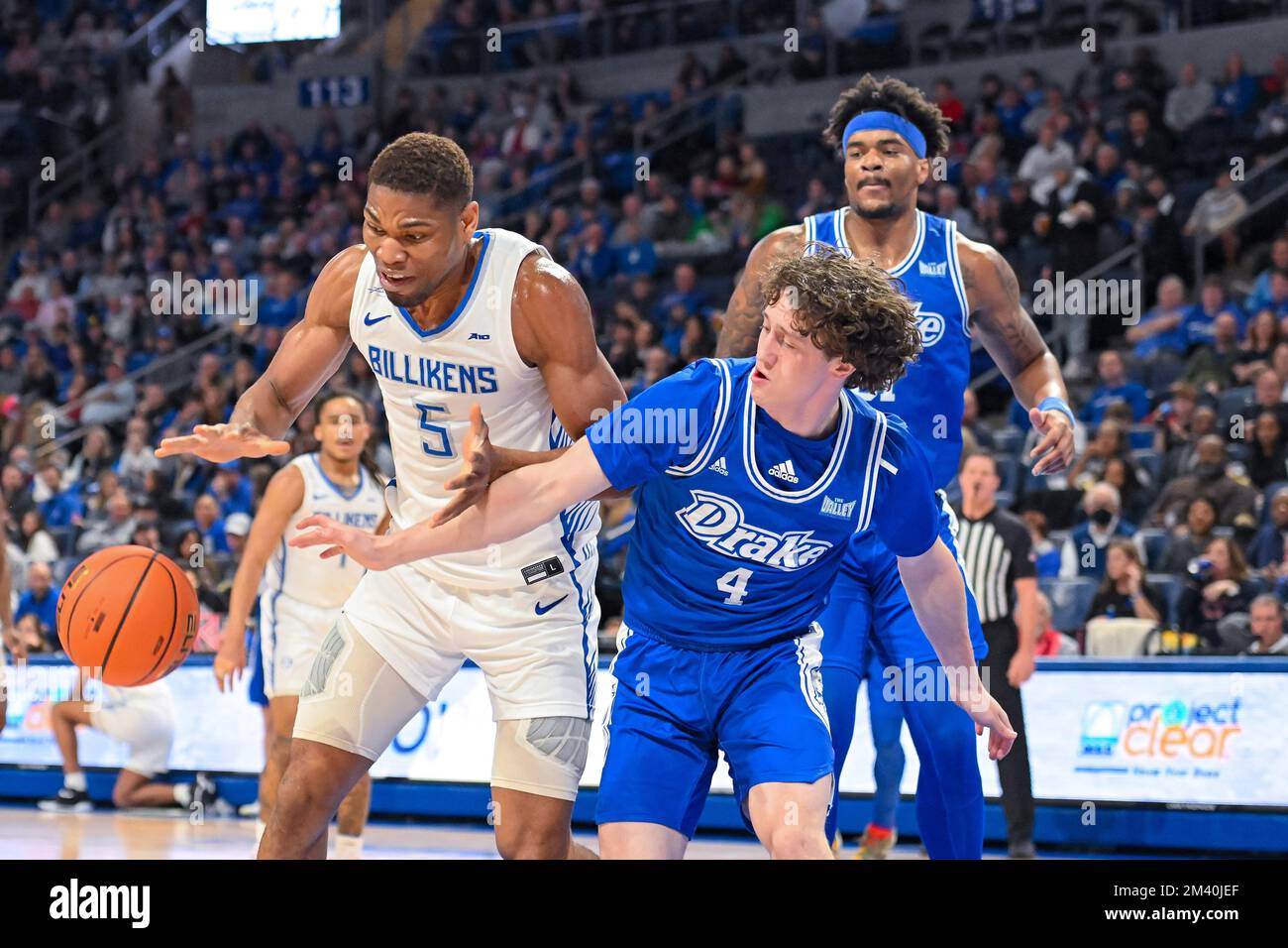 DECEMBER 17, 2022: Saint Louis Billikens forward Francis Okoro (5) and ...