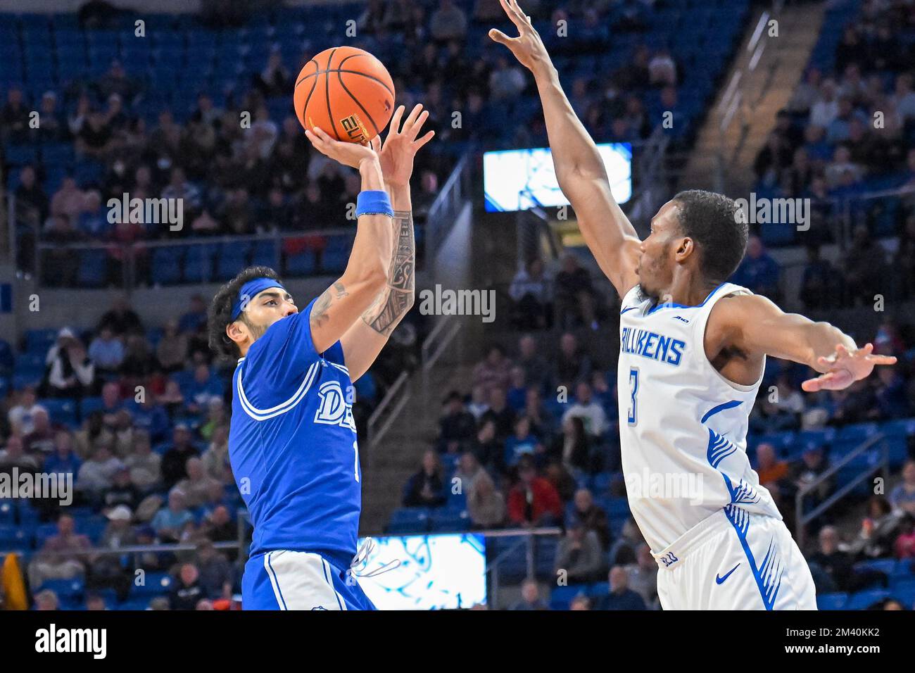 DECEMBER 17, 2022: Drake Bulldogs guard Roman Penn (1) puts a shot up ...