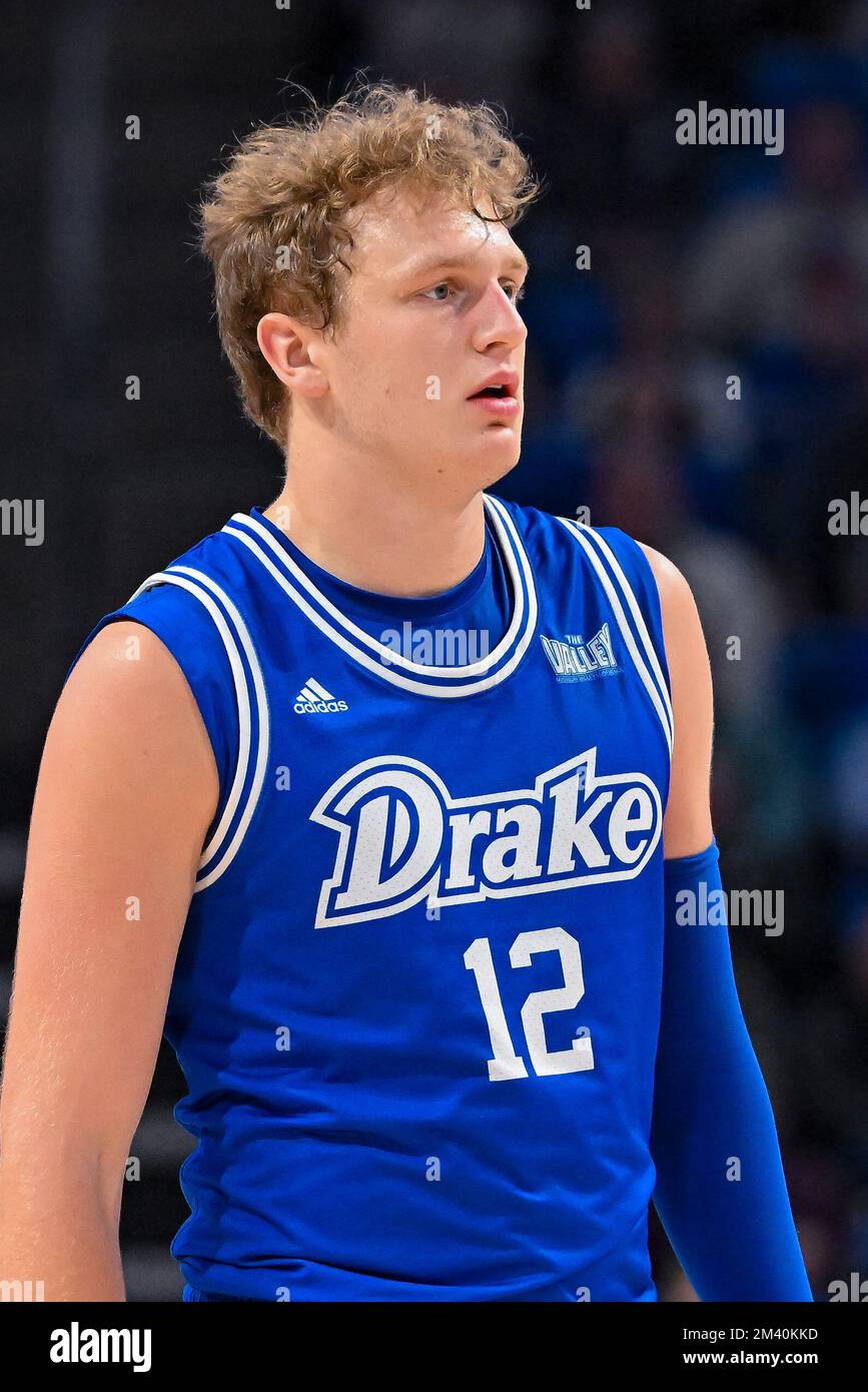 DECEMBER 17, 2022: Drake Bulldogs guard Tucker DeVries (12) in a ...