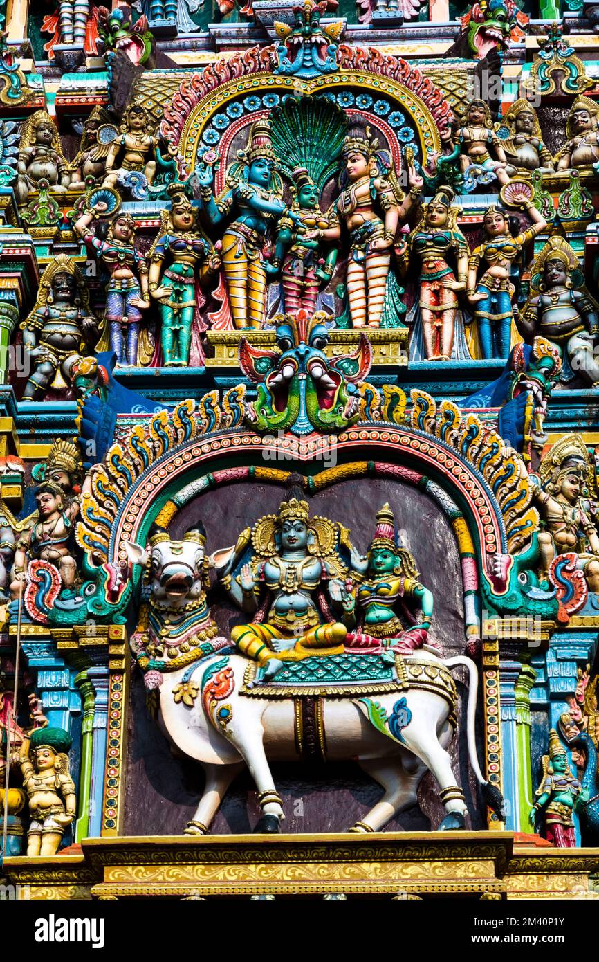 The Gopurams of the Menakshi-Sundareshwara Temple in Madurai are up to ...