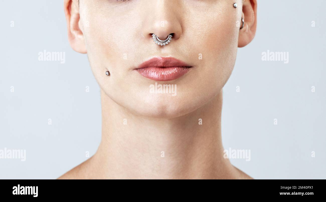 Defining features hi-res stock photography and images - Alamy