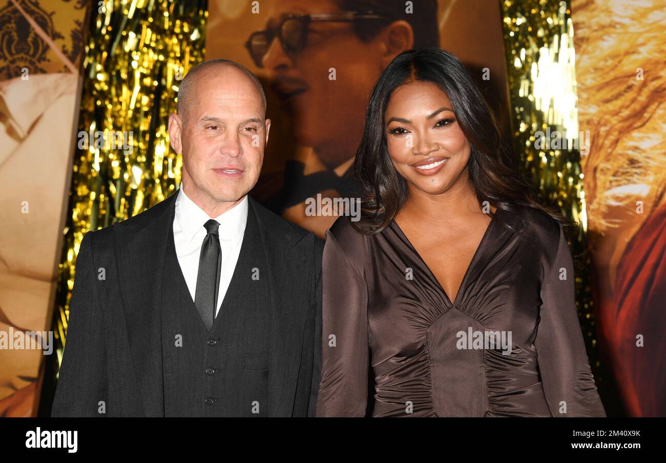 LOS ANGELES, CALIFORNIA - DECEMBER 15: (L-R) Paramount CEO Brian ...